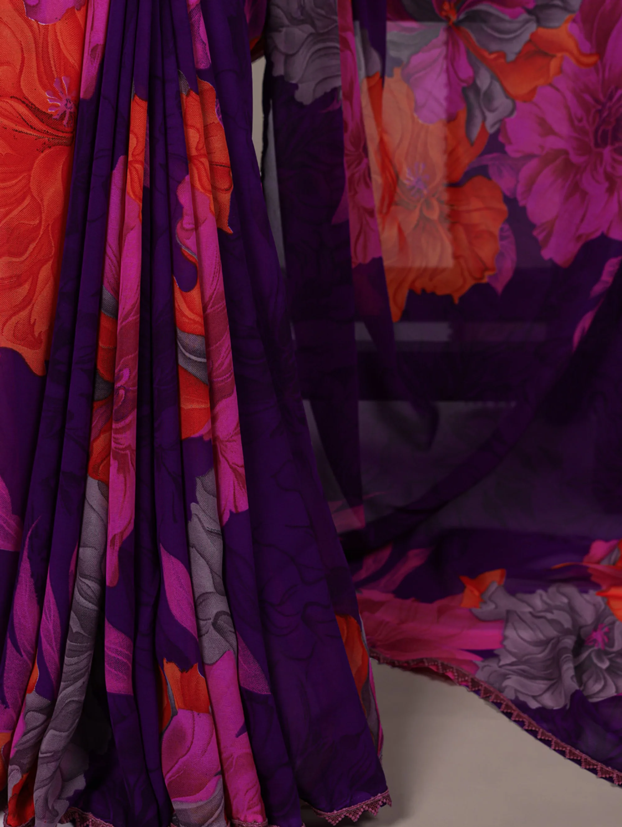 YANA FAB - Graceful Weightless Marble Floral Saree Featuring Lace ...